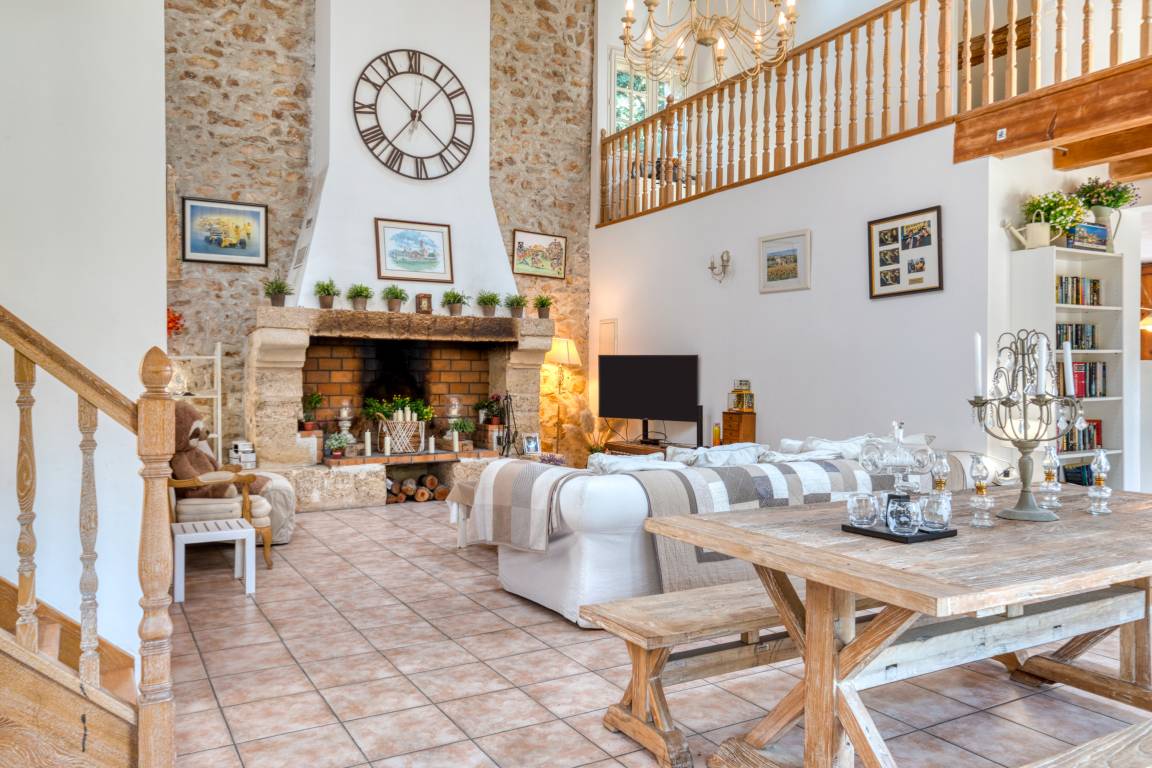 211 M² House ∙ 3 Bedrooms ∙ 8 Guests - Montpellier