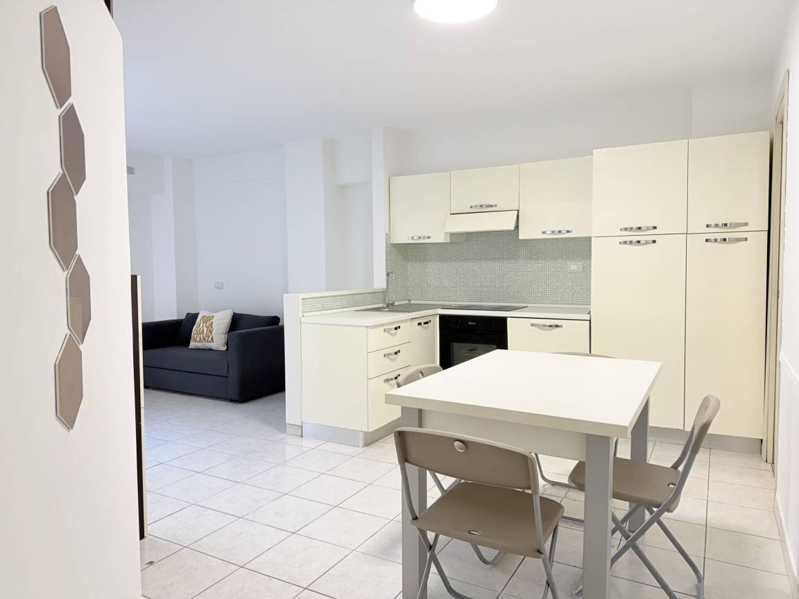68 M² Appartement ∙ 1 Chambre ∙ 4 Personnes - Senigallia