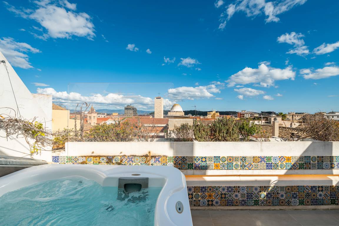 50 M² Apartamento ∙ 2 Habitaciones ∙ 4 Huéspedes - Cagliari