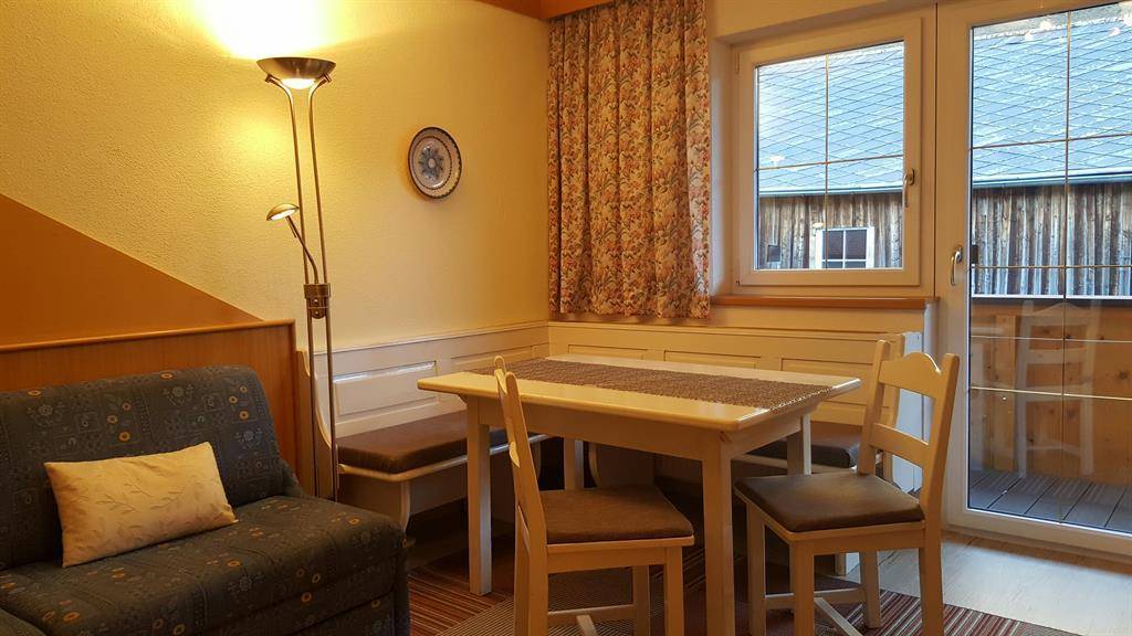 50 M² Ferienwohnung ∙ 1 Schlafzimmer ∙ 2 Gäste - Galtür