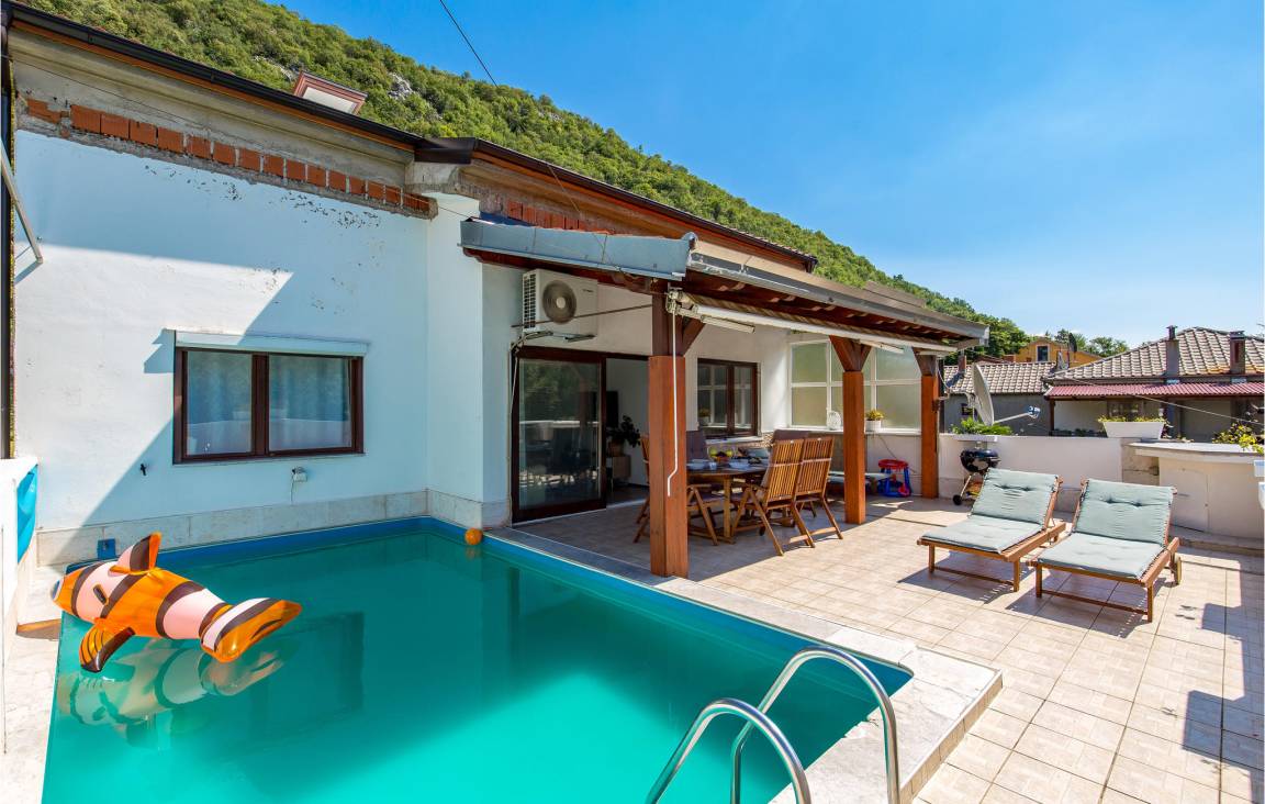81 M² Apartment ∙ 2 Bedrooms ∙ 6 Guests - Bakar