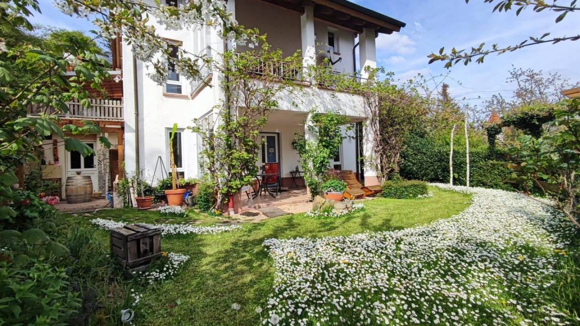 50 M² Ferienwohnung ∙ 1 Schlafzimmer ∙ 2 Gäste - Bad Bergzabern