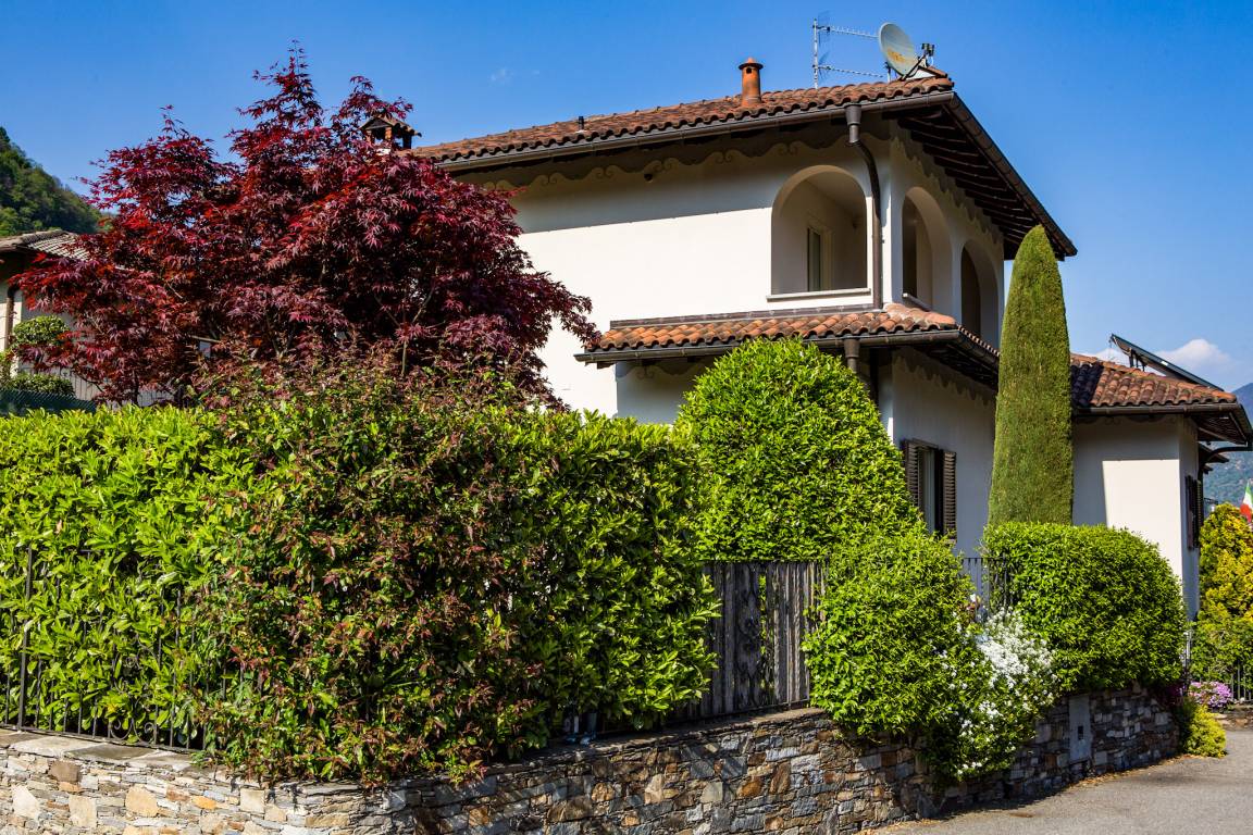 70 M² Apartment ∙ 2 Bedrooms ∙ 4 Guests - Cannobio