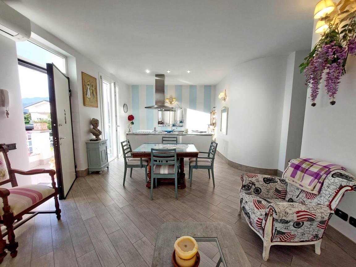 60 M² Villa ∙ 2 Slaapkamers ∙ 4 Gasten - Massa