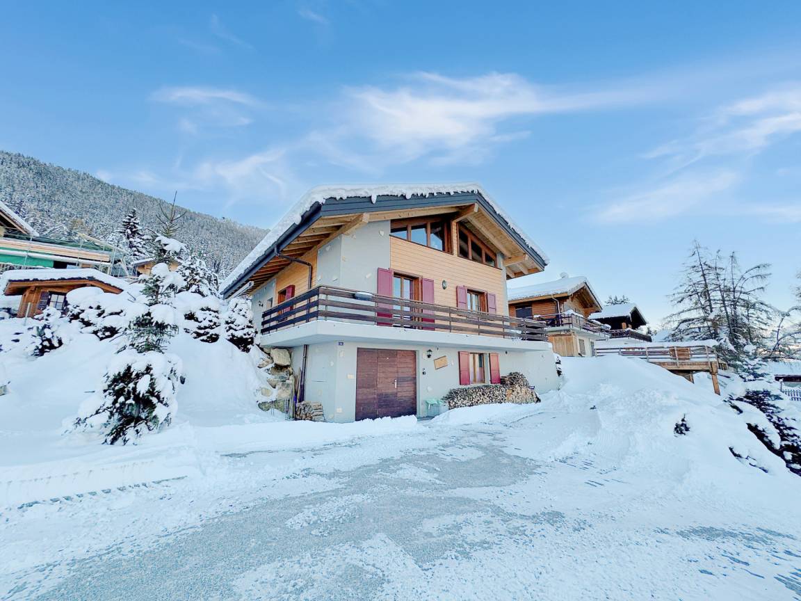 170 M² Chalet ∙ 4 Schlafzimmer ∙ 8 Gäste - Schweiz