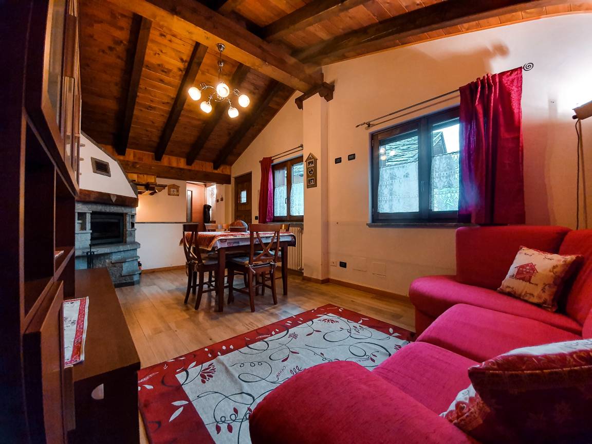 70 M² Chalet ∙ 2 Chambres ∙ 5 Personnes - Brusson