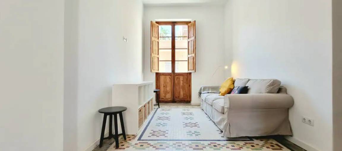 56 M² Apartment ∙ 2 Bedrooms ∙ 3 Guests - Valencija