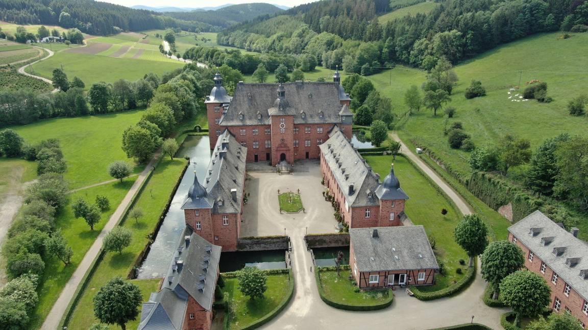 40 M² Schloss ∙ 1 Schlafzimmer ∙ 2 Gäste - Kirchhundem