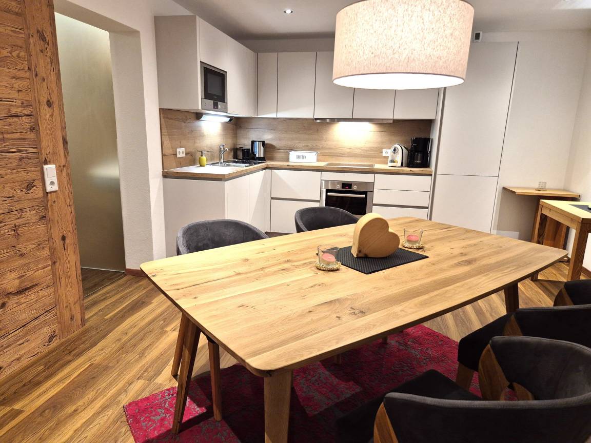 100 M² Apartamento ∙ 2 Quartos ∙ 4 Hóspedes - Hinterthal