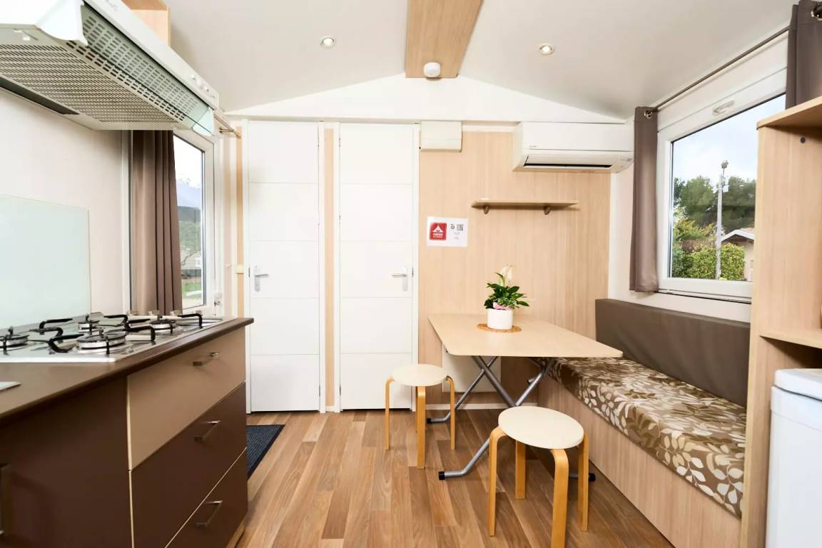 22 M² Caravan ∙ 2 Bedrooms ∙ 4 Guests - Gordes