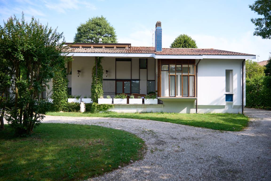 350 M² Villa ∙ 4 Bedrooms ∙ 9 Guests - Conegliano