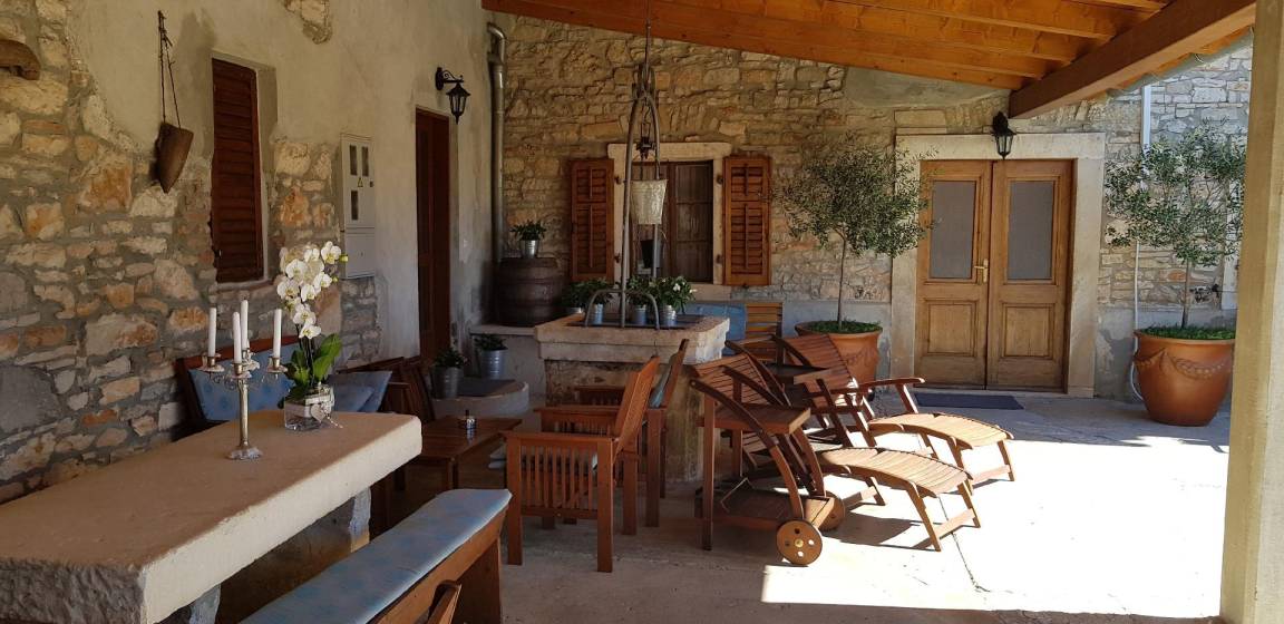 67 M² Apartment ∙ 2 Bedrooms ∙ 4 Guests - Pula