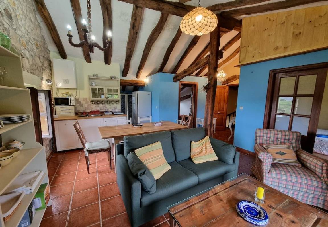 50 M² Appartement ∙ 4 Chambres ∙ 8 Personnes - Limpias