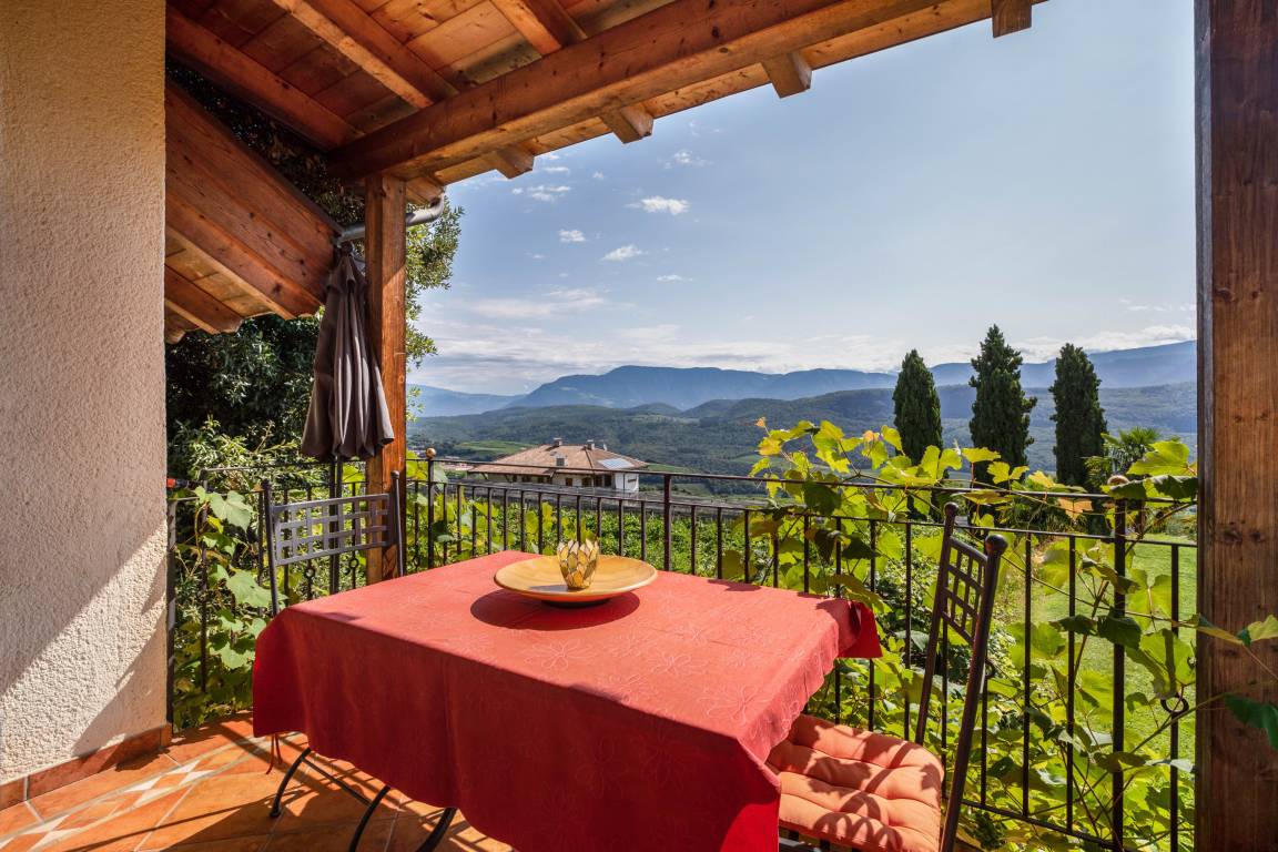 55 M² Apartamento ∙ 1 Habitación ∙ 4 Huéspedes - Bolzano, Italia