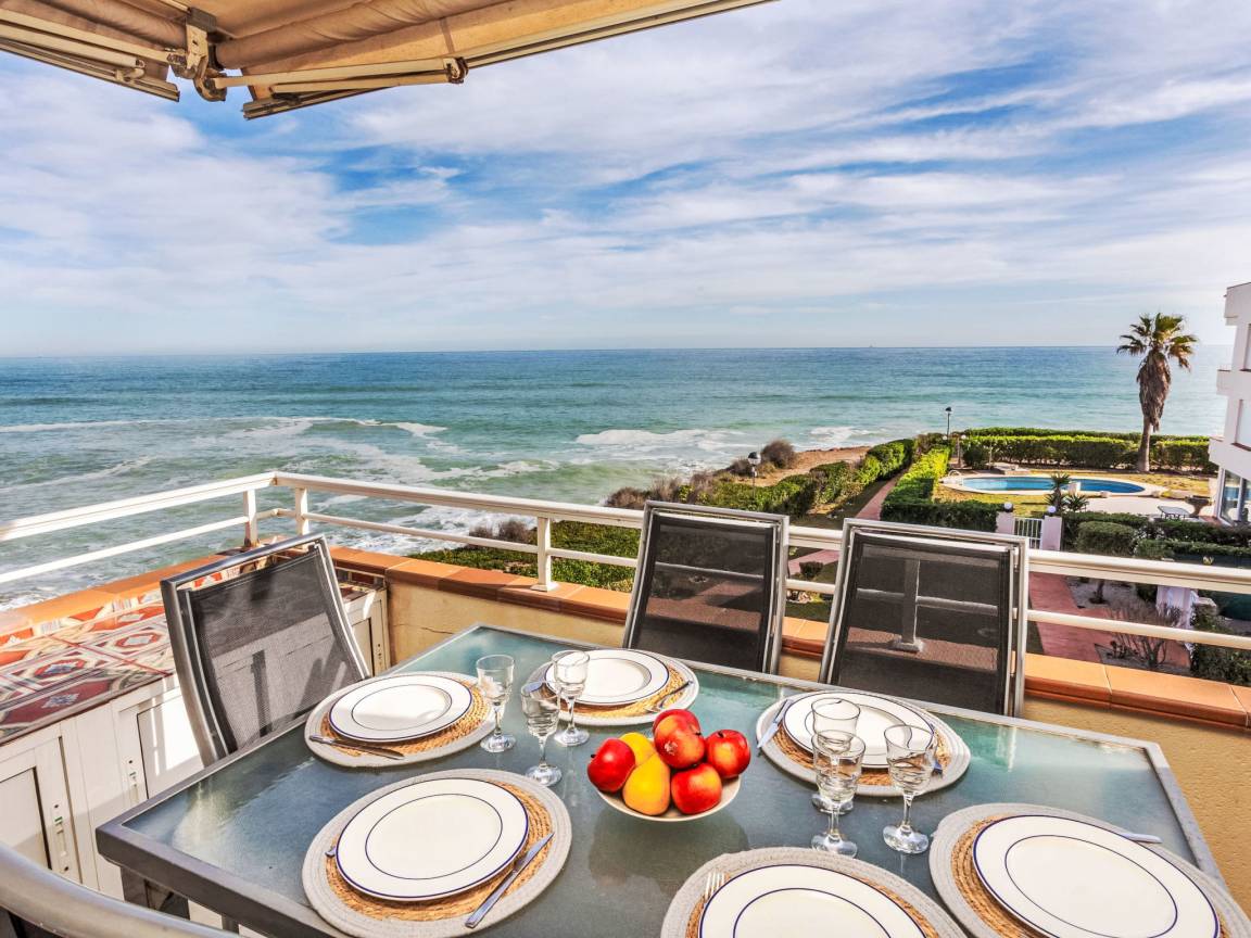 80 M² Apartamento ∙ 3 Habitaciones ∙ 6 Huéspedes - Vinaròs