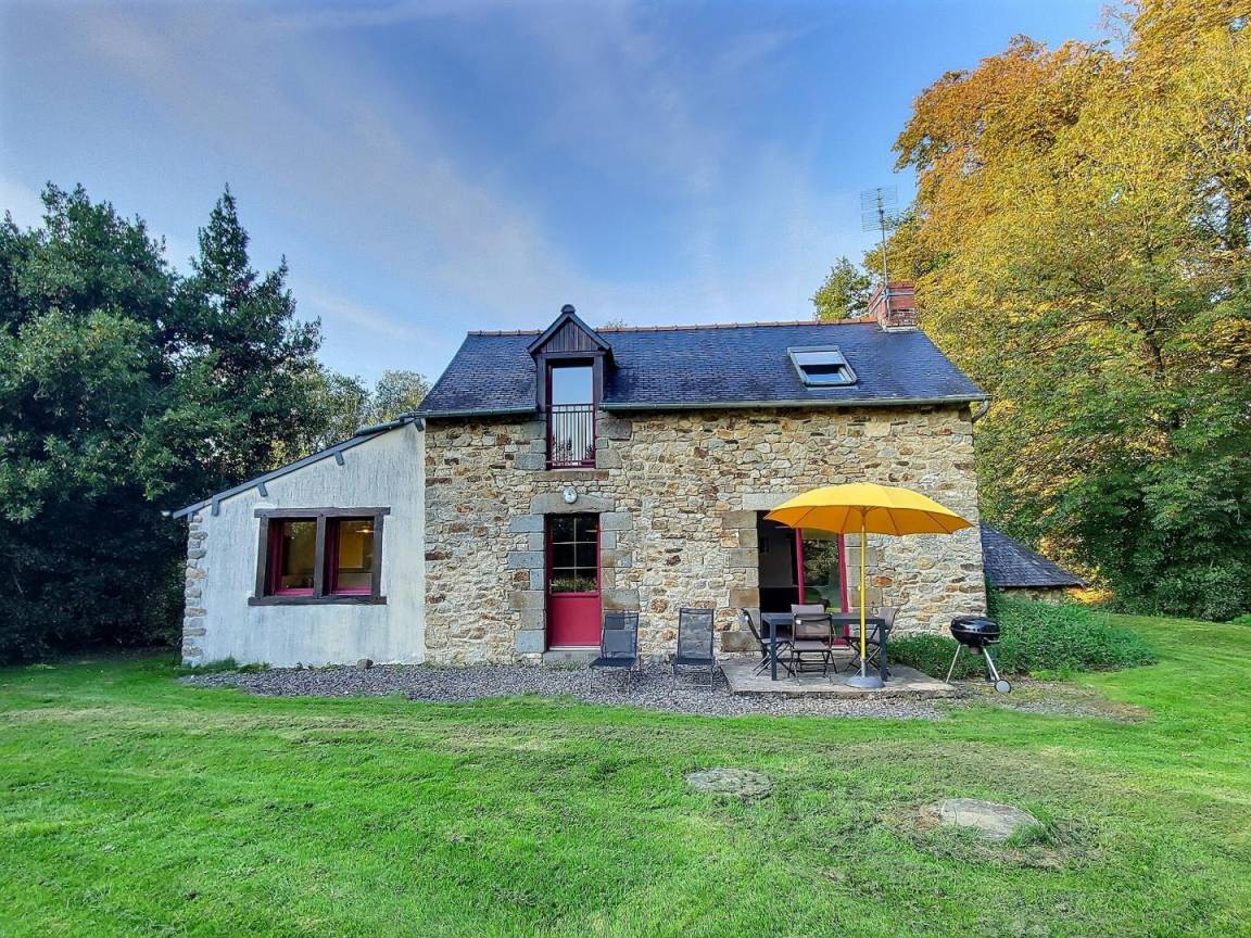 75 M² Gîte ∙ 2 Chambres ∙ 4 Personnes - Miniac-Morvan