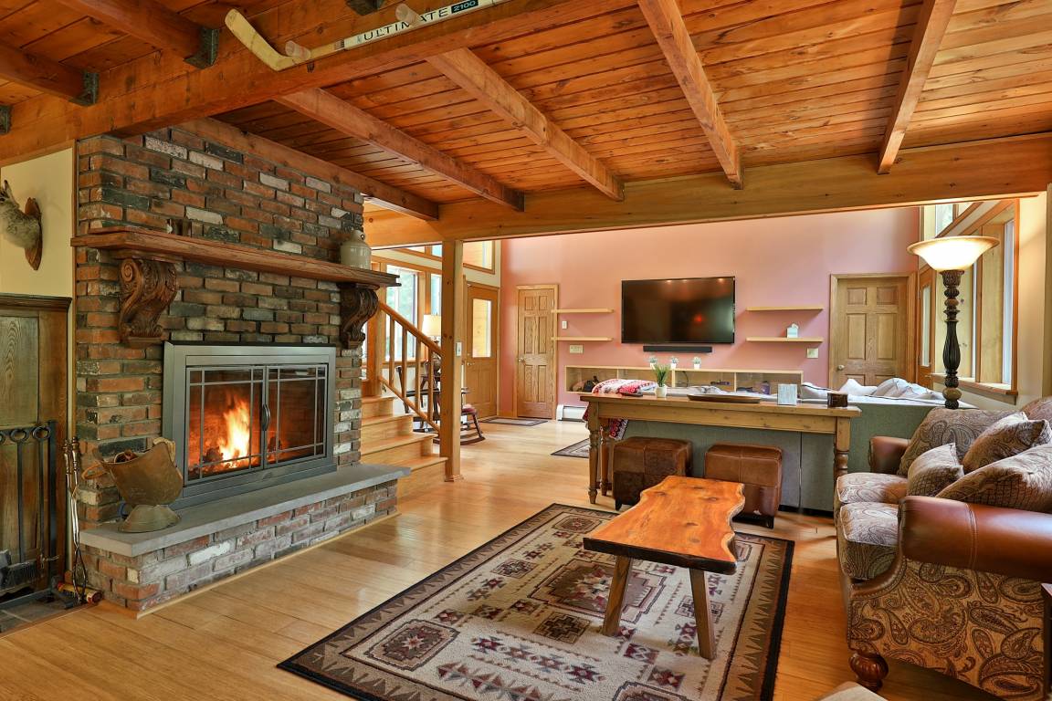 House ∙ 4 Bedrooms ∙ 8 Guests - Vermont