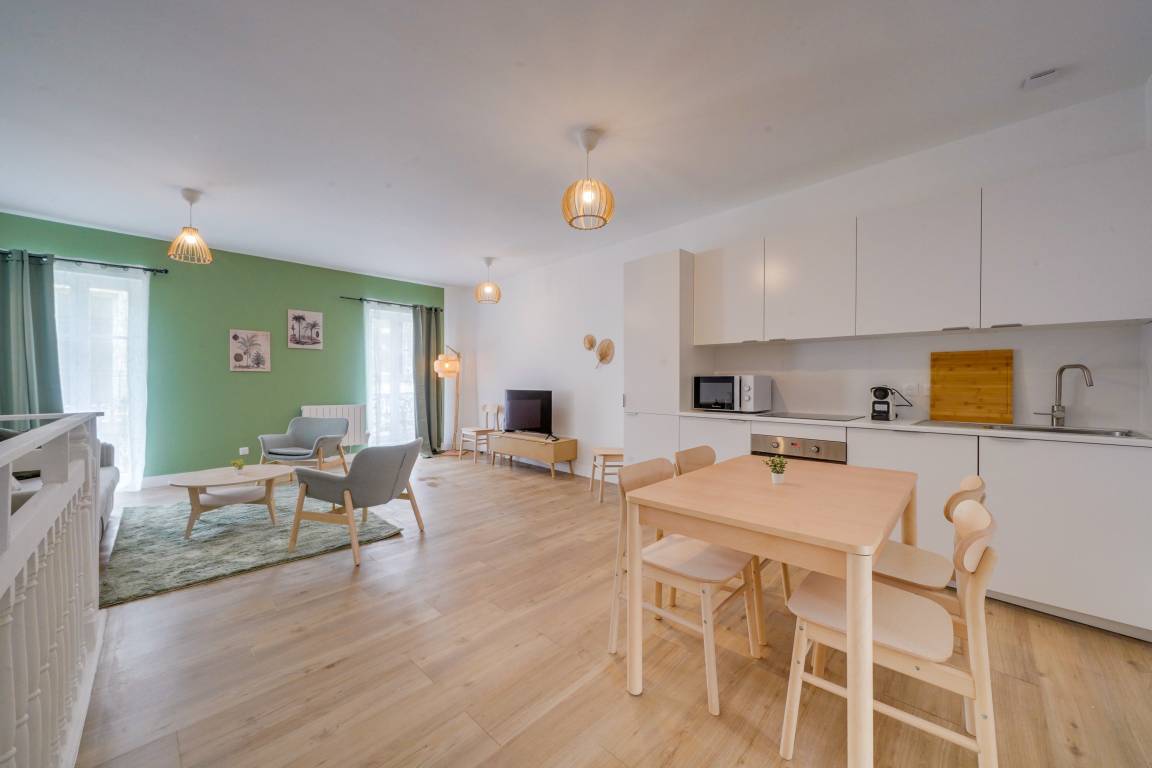 70 M² Appartement ∙ 3 Chambres ∙ 4 Personnes - Place Paul Doumer