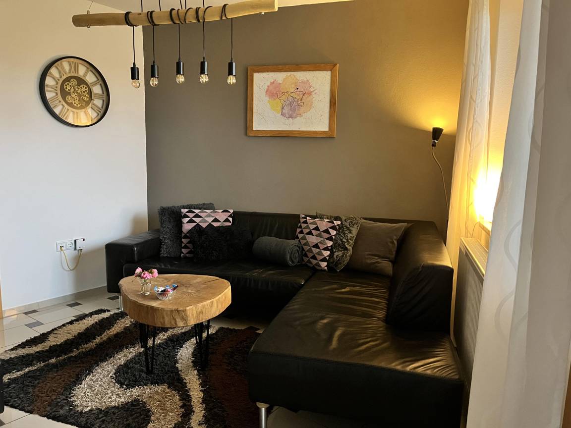 57 M² Ferienwohnung ∙ 2 Schlafzimmer ∙ 4 Gäste - Gunzenhausen