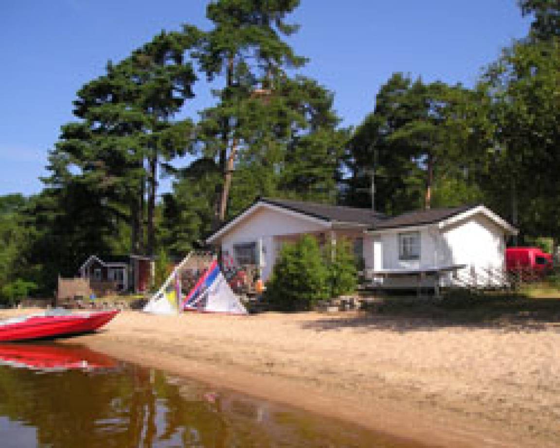 44 M² Ferienhaus ∙ 3 Schlafzimmer ∙ 6 Gäste - Kinna