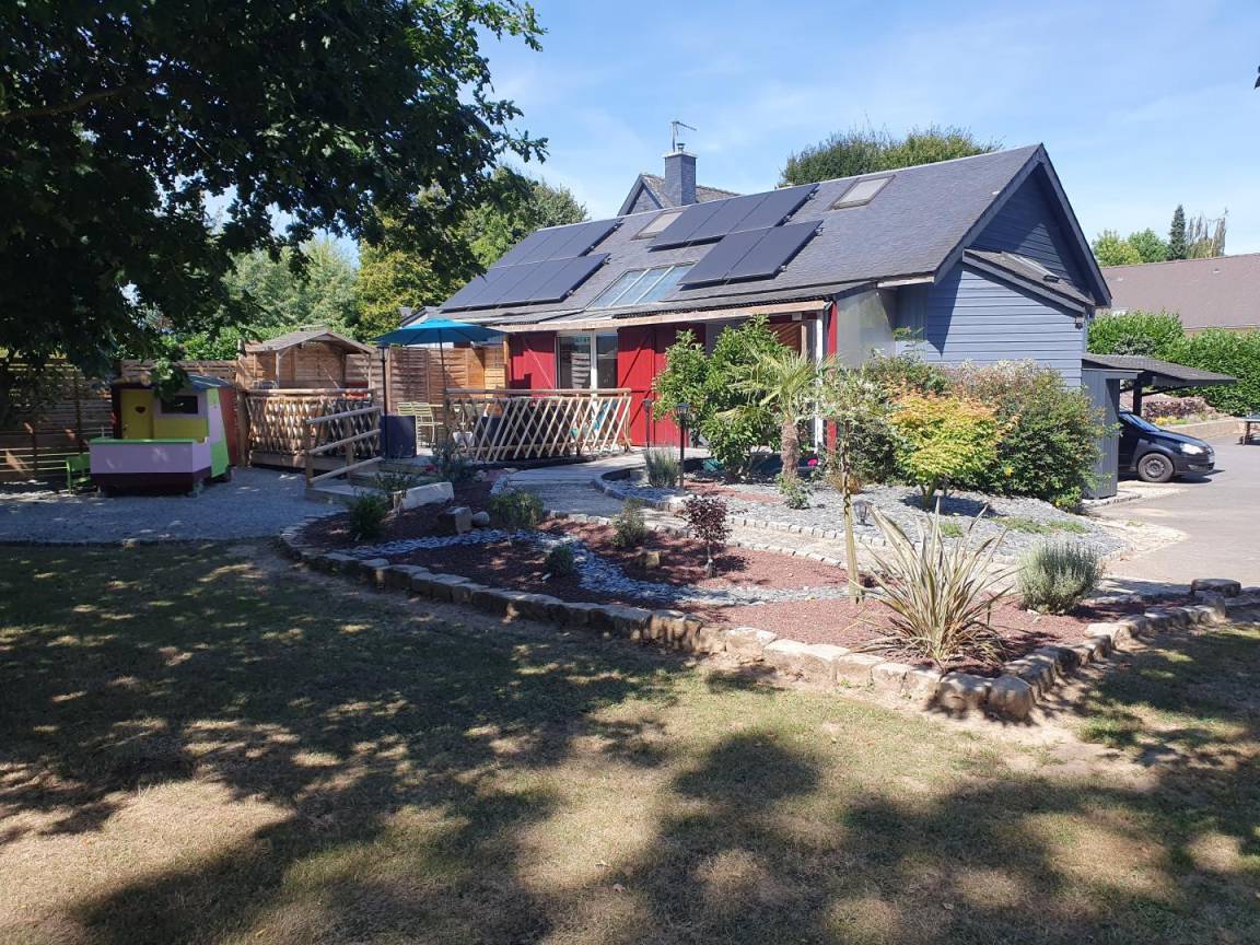 70 M² Gîte ∙ 3 Chambres ∙ 6 Personnes - Montfort-sur-Meu
