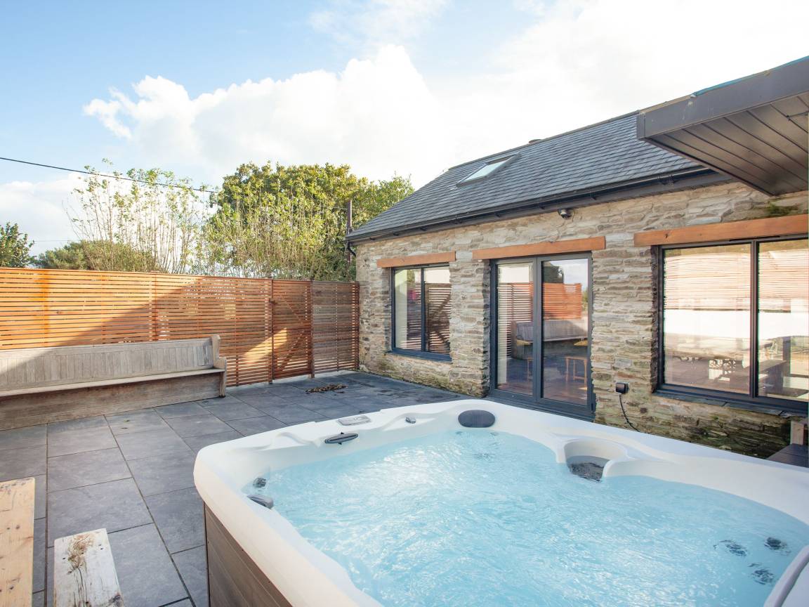 Cottage ∙ 3 Bedrooms ∙ 6 Guests - Plymouth