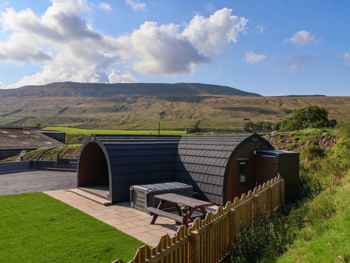 Cottage ∙ 2 Bedrooms ∙ 4 Guests - Horton in Ribblesdale