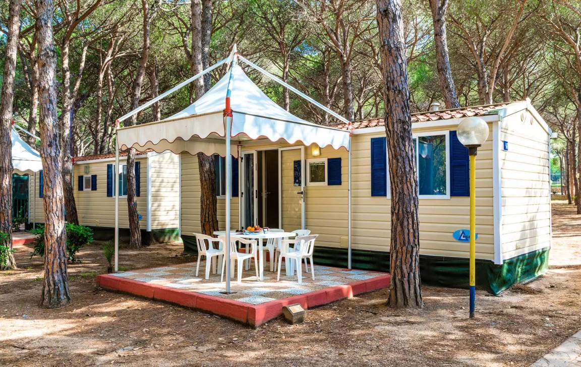 24 M² Caravan ∙ 2 Bedrooms ∙ 4 Guests - Sardinia