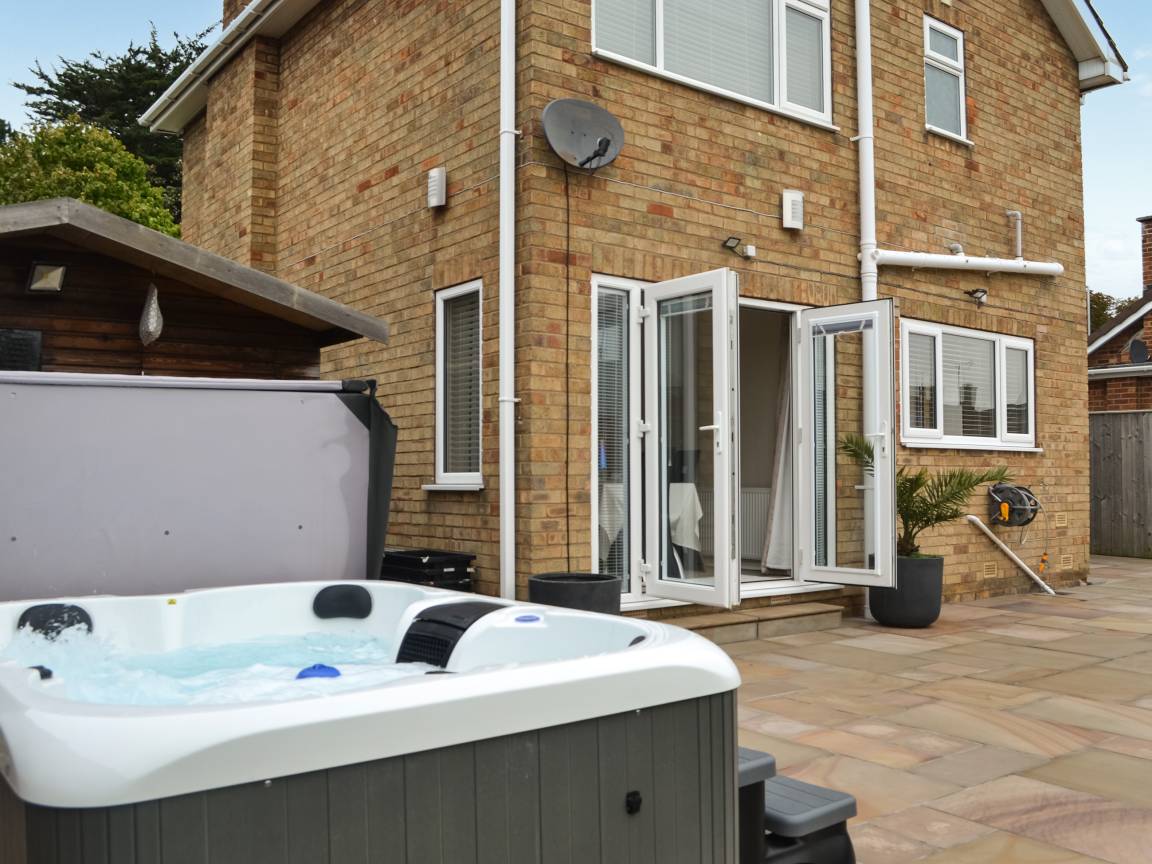 Cottage ∙ 3 Bedrooms ∙ 5 Guests - Bridlington