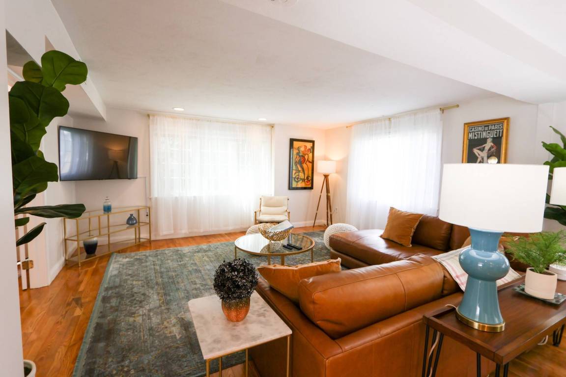 232 M² Apartment ∙ 3 Bedrooms ∙ 7 Guests - Cambridge, MA