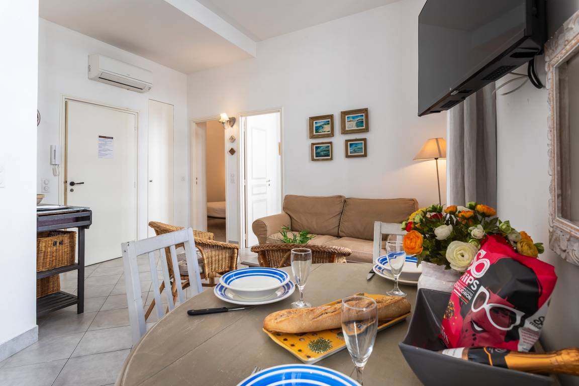 40 M² Apartment ∙ 2 Bedrooms ∙ 4 Guests - Cannes
