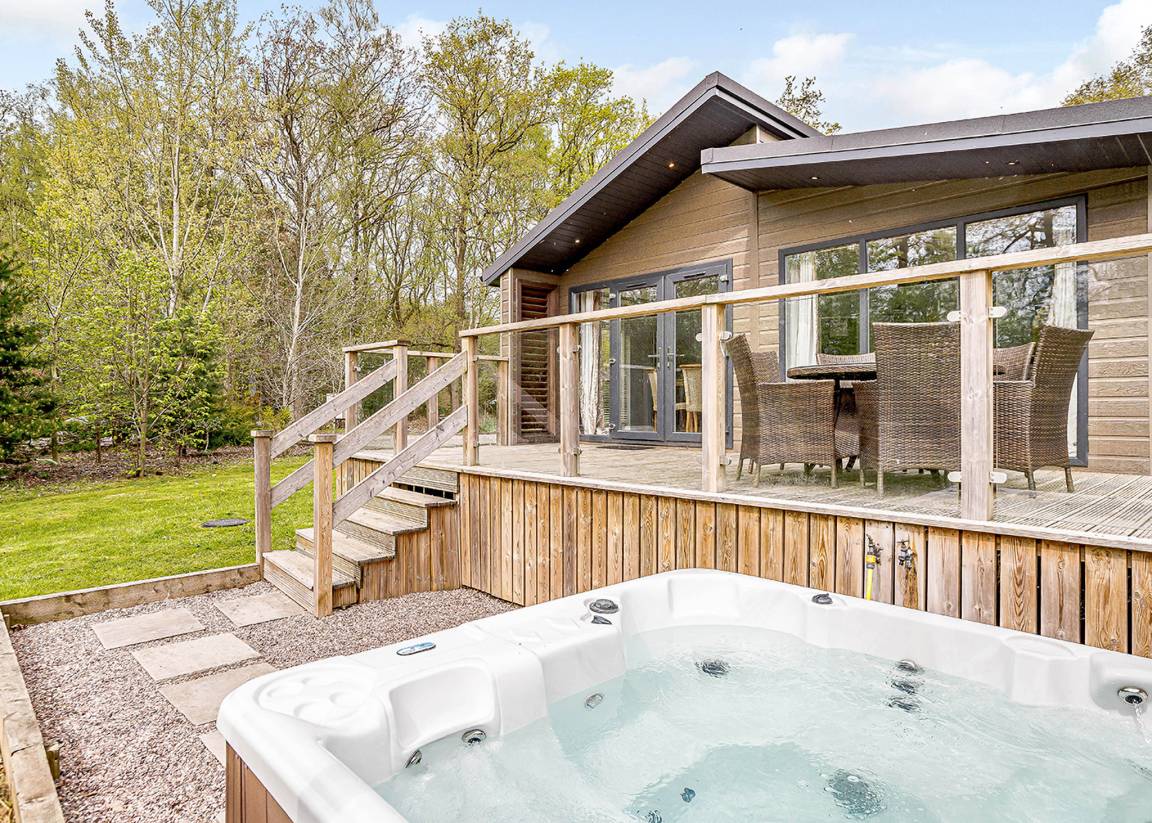 Chalet ∙ 3 Bedrooms ∙ 6 Guests - Macclesfield