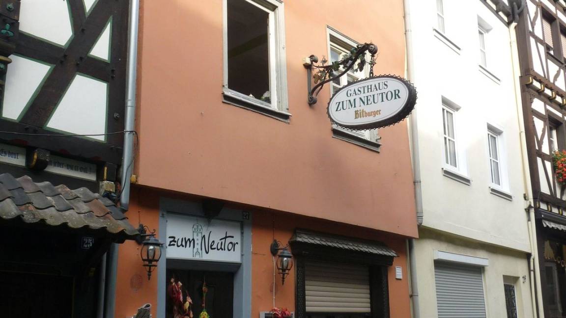 120 M² Ferienhaus ∙ 4 Schlafzimmer ∙ 6 Gäste - Remagen