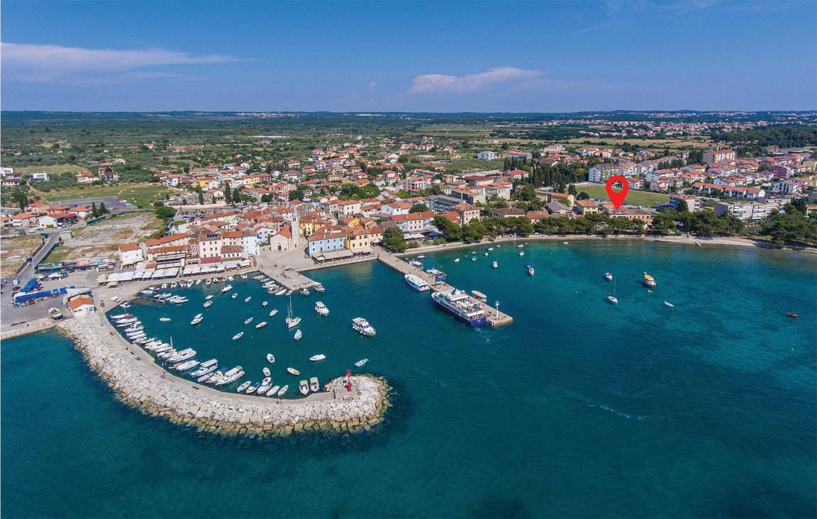 64 M² Apartment ∙ 3 Bedrooms ∙ 4 Guests - Peroj