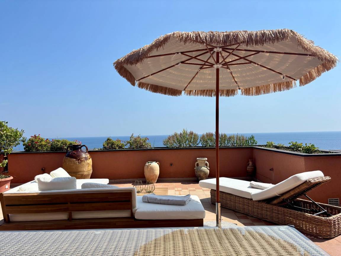 160 M² House ∙ 3 Bedrooms ∙ 7 Guests - Varazze