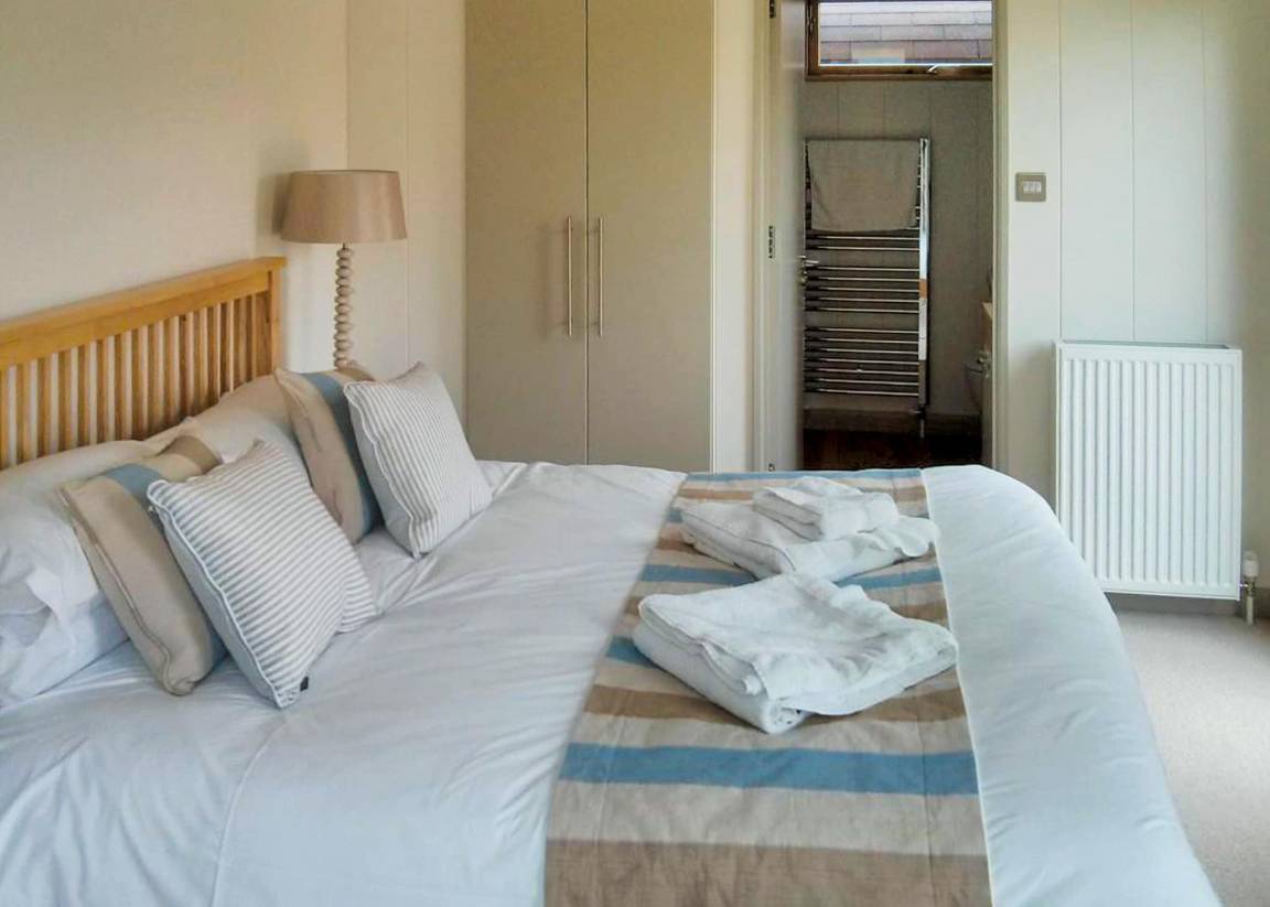 Chalet ∙ 2 Bedrooms ∙ 6 Guests - Somerset