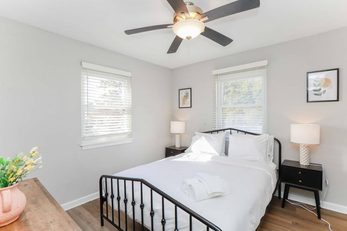 Apartment ∙ 2 Bedrooms ∙ 4 Guests - Norfolk, VA