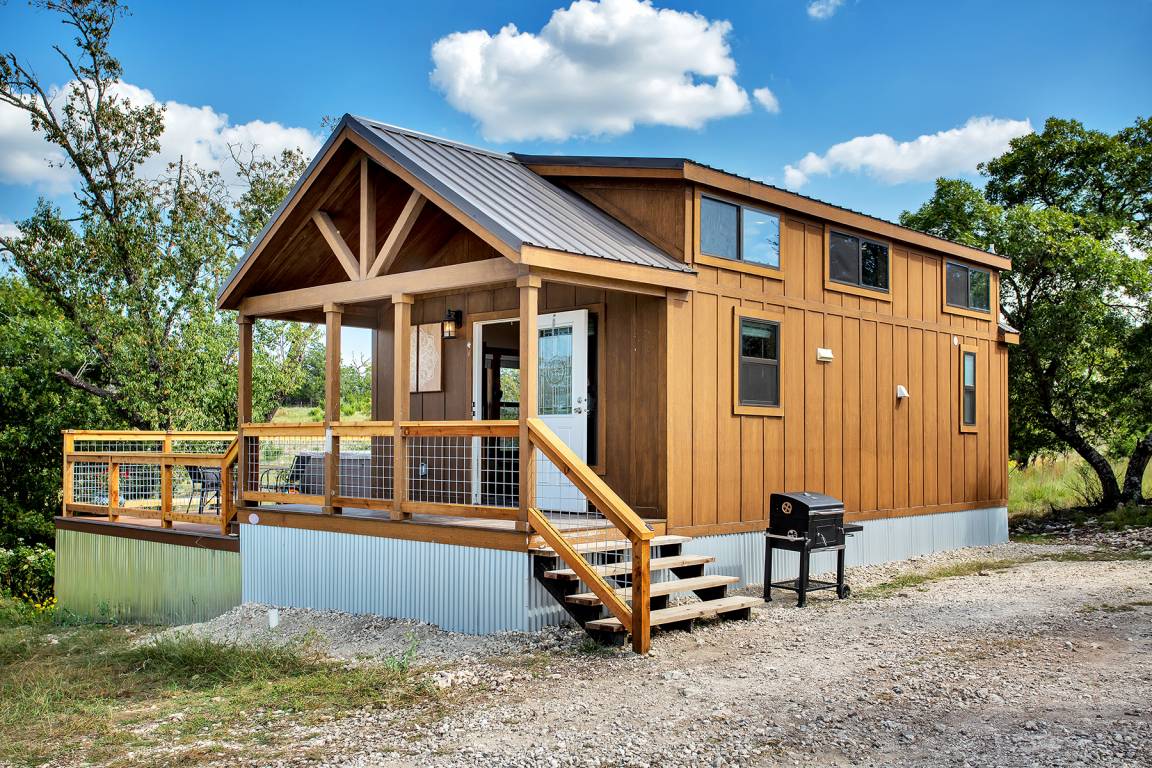 Cabin ∙ 1 Bedroom ∙ 4 Guests - Texas