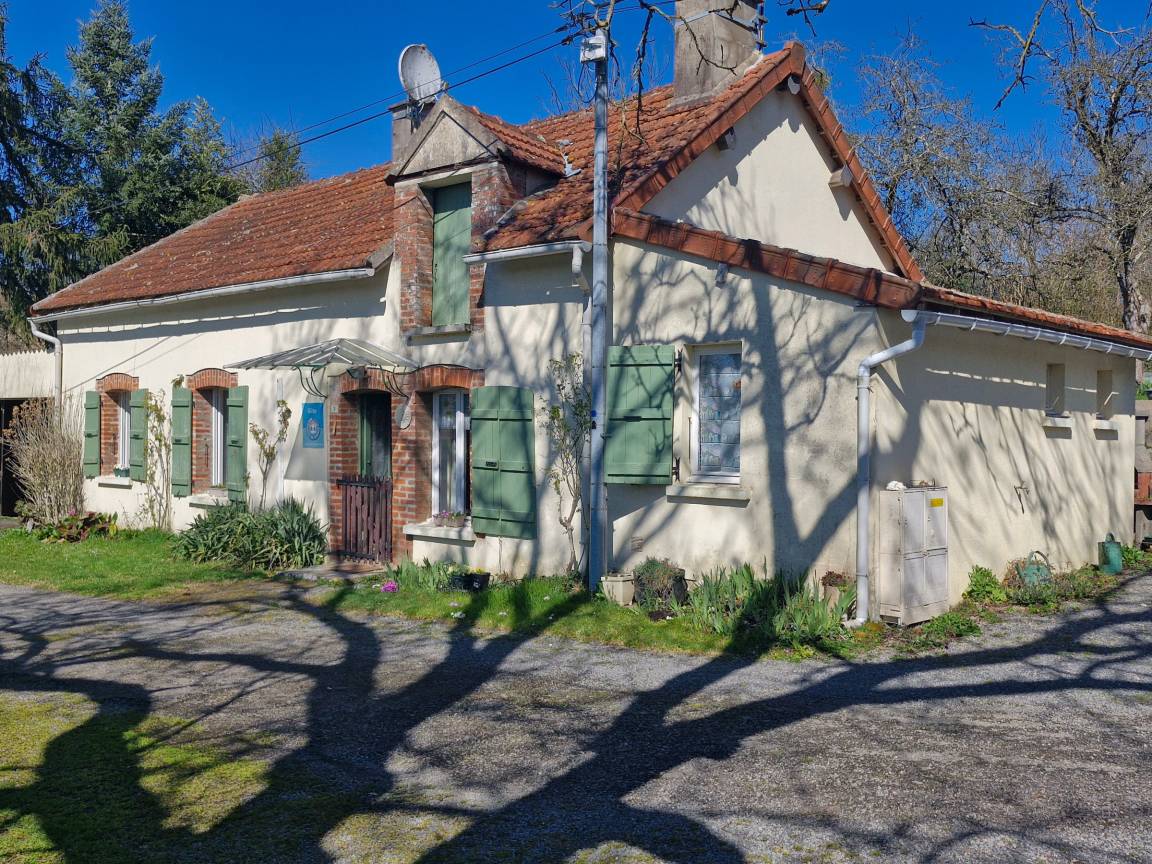 70 M² Cottage ∙ 2 Chambres ∙ 4 Personnes - Nièvre
