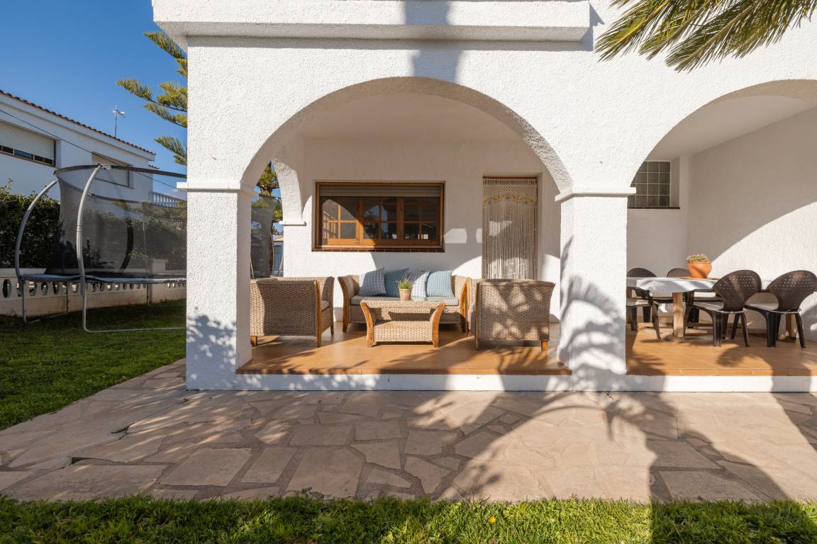 145 M² House ∙ 3 Bedrooms ∙ 8 Guests - Alcanar