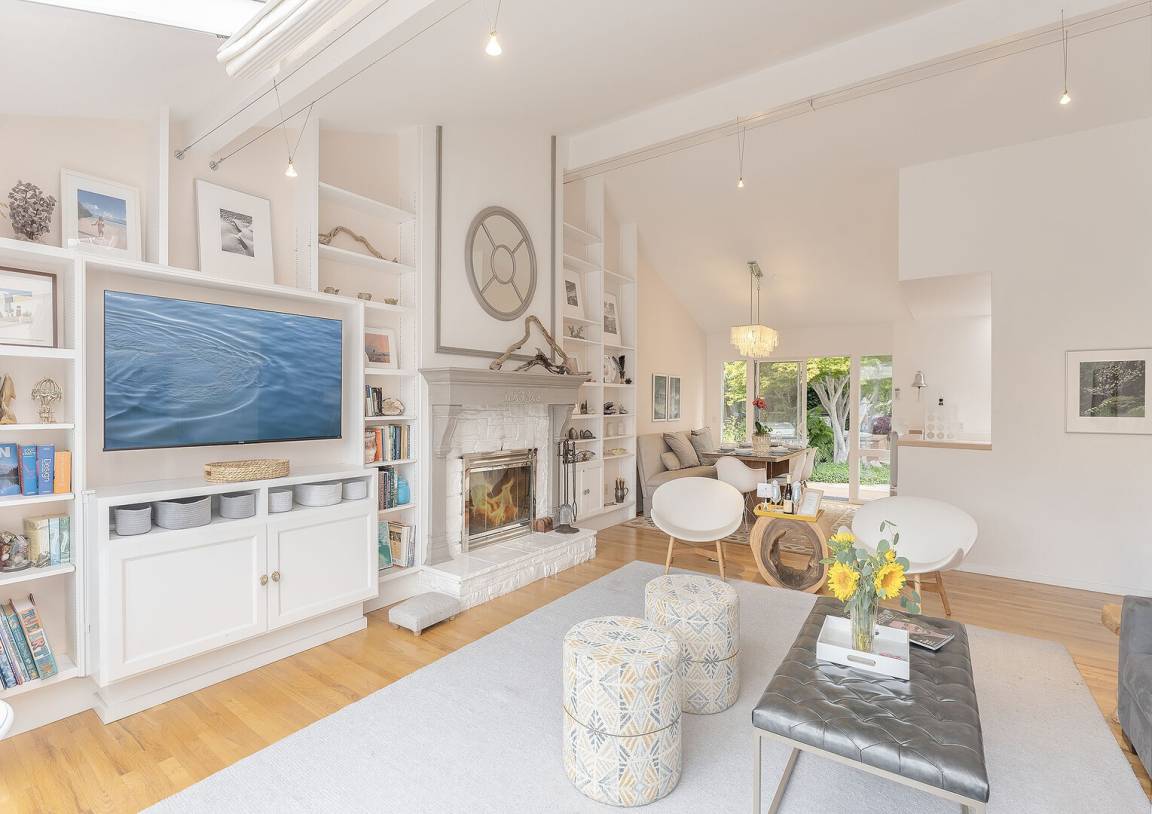 167 M² House ∙ 3 Bedrooms ∙ 7 Guests - Carmel-by-the-Sea, CA