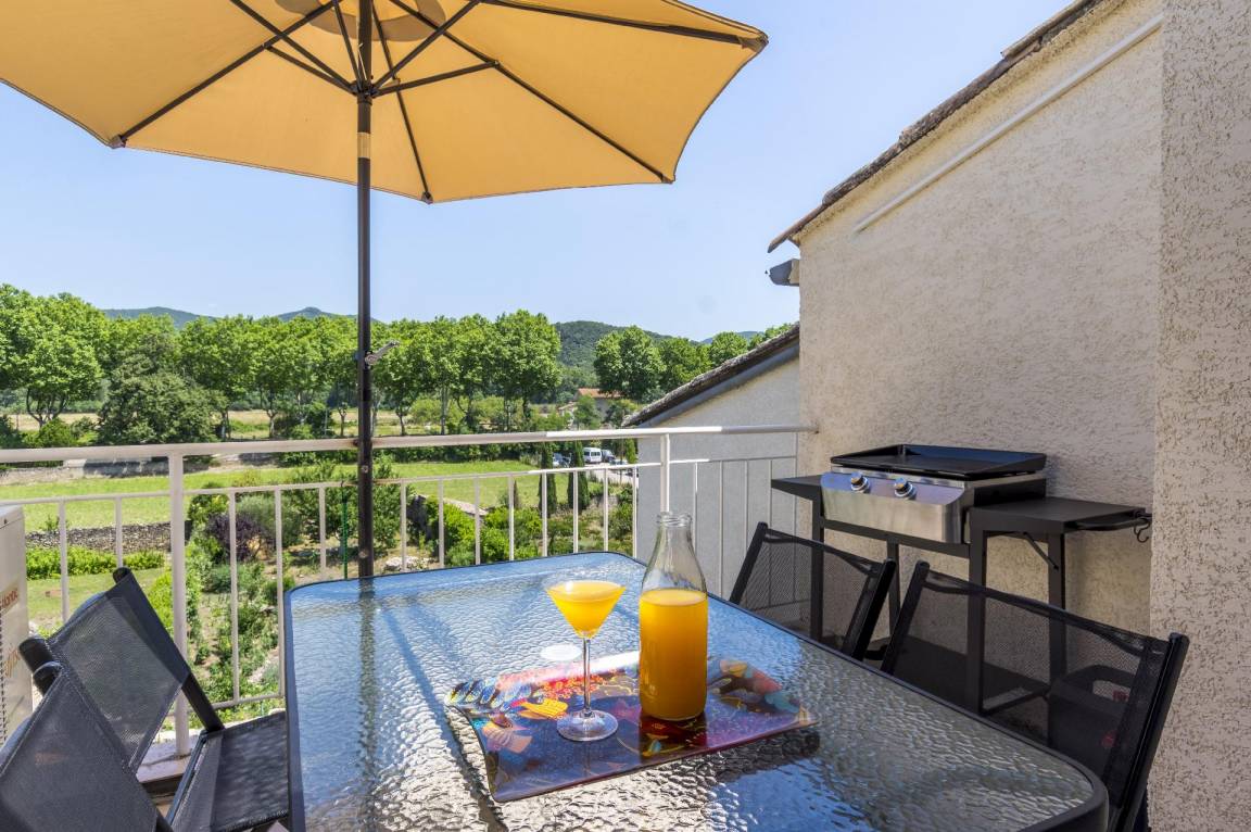 123 M² Appartement ∙ 2 Chambres ∙ 6 Personnes - Bédarieux