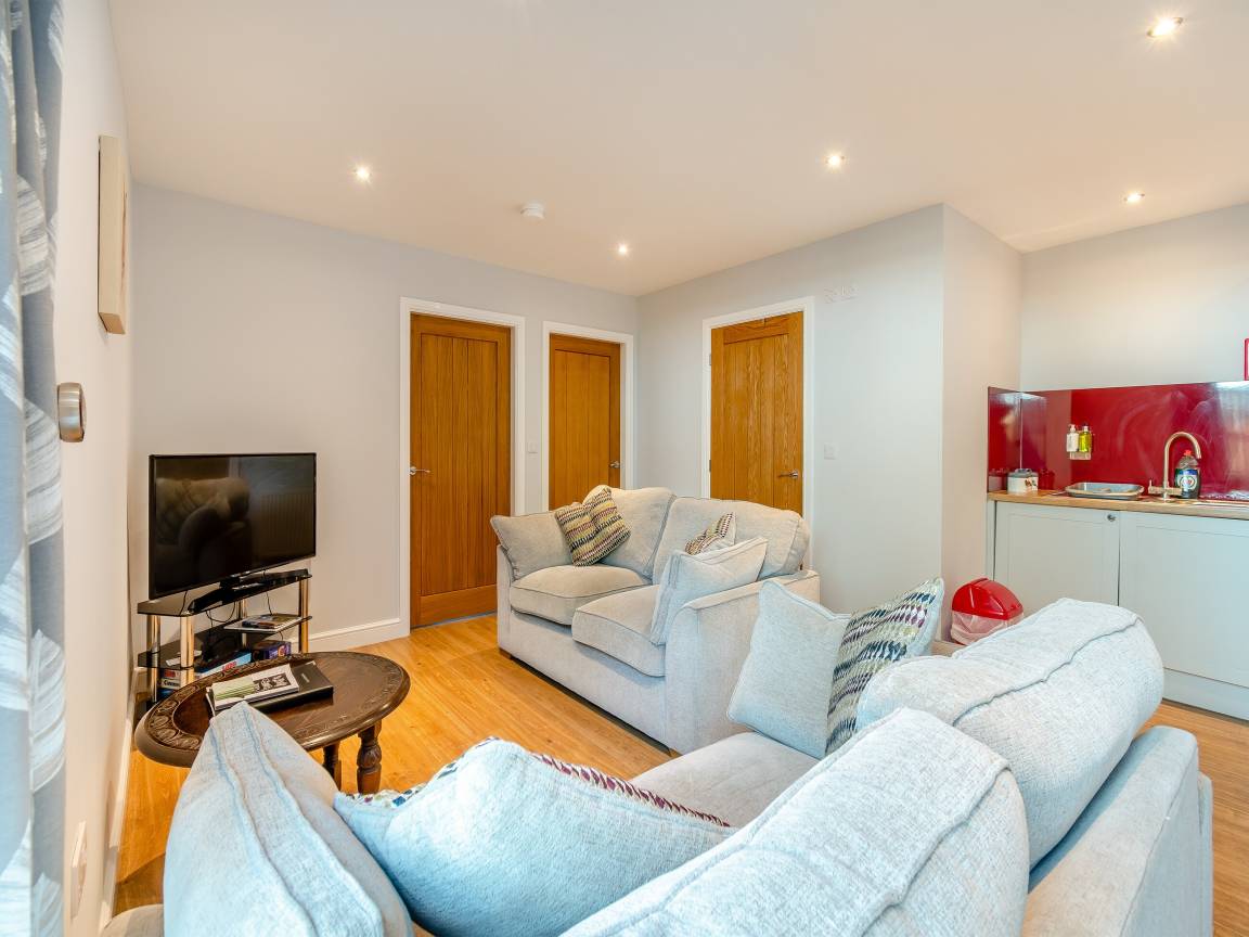 Cottage ∙ 2 Bedrooms ∙ 4 Guests - Beverley