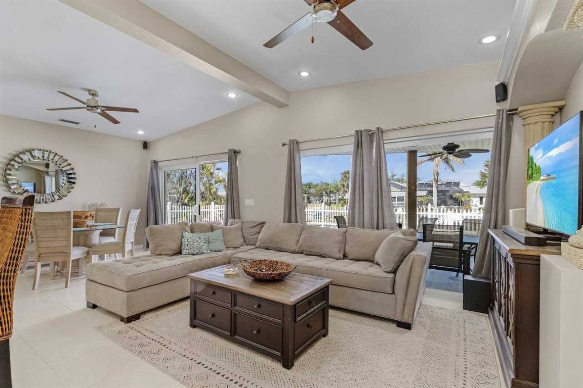 178 M² House ∙ 4 Bedrooms ∙ 8 Guests - Fort Myers Beach, FL