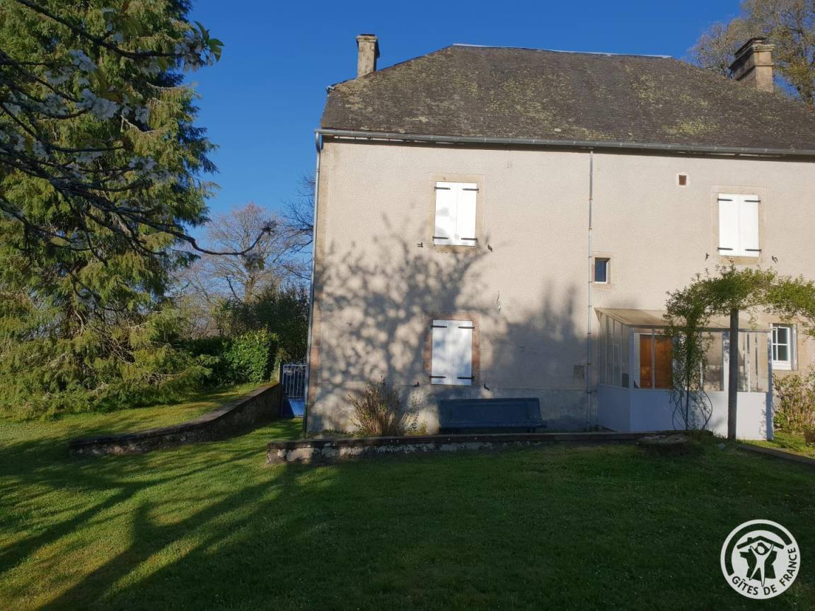 140 M² Gîte ∙ 4 Chambres ∙ 8 Personnes - Marcillac-la-Croisille