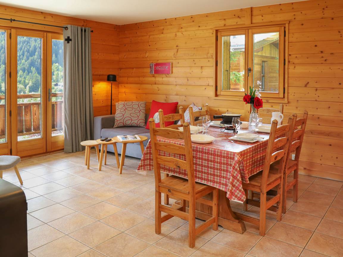 70 M² Ferienwohnung ∙ 2 Schlafzimmer ∙ 6 Gäste - Martigny