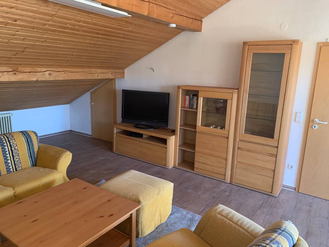 67 M² Apartment ∙ 2 Bedrooms ∙ 4 Guests - Konstanz