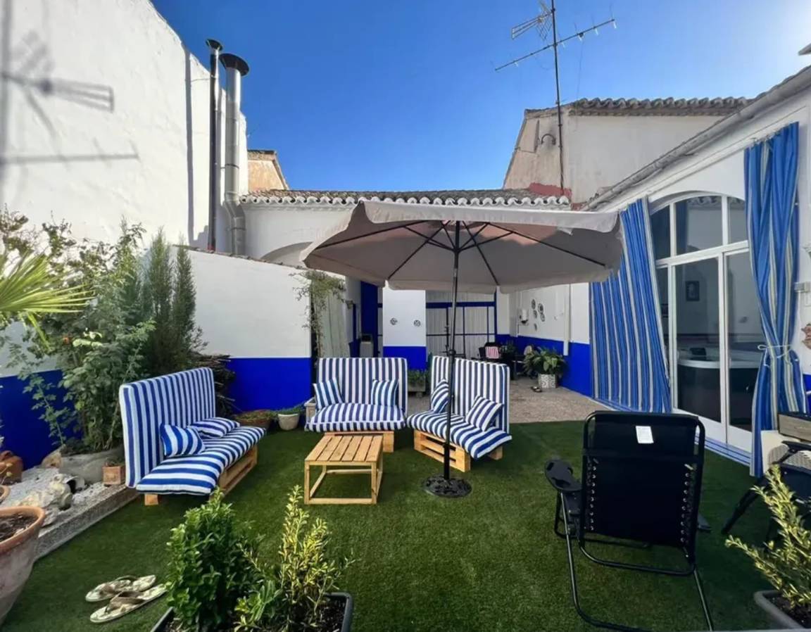 400 M² Casa ∙ 5 Habitaciones ∙ 12 Huéspedes - Villafranca de los Caballeros
