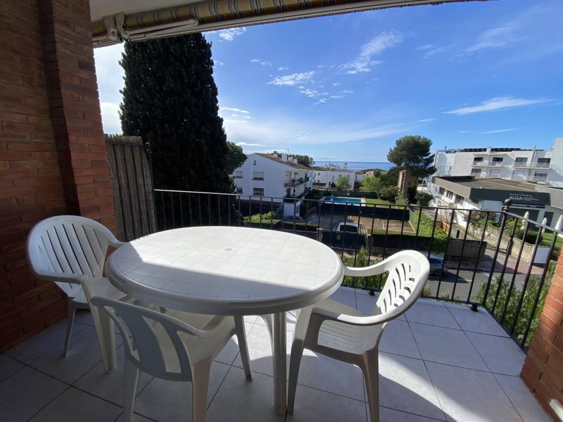 80 M² Apartamento ∙ 3 Habitaciones ∙ 6 Huéspedes - Palafrugell
