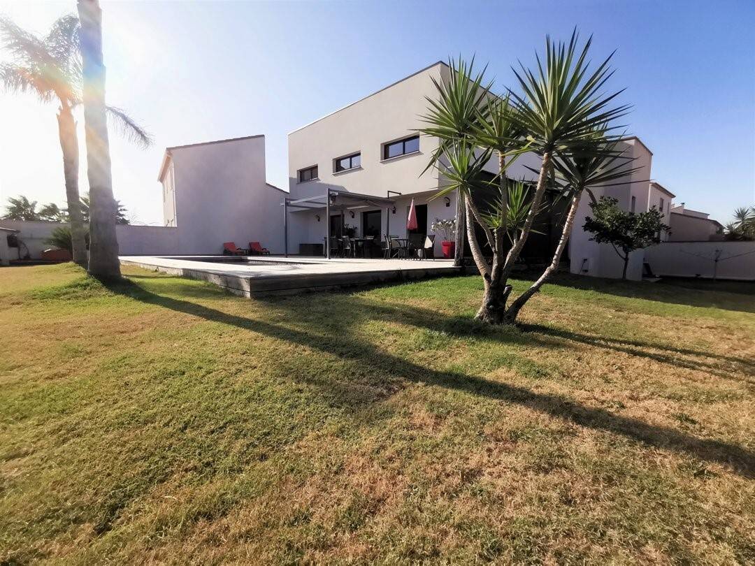 170 M² House ∙ 4 Bedrooms ∙ 9 Guests - Argelès-sur-Mer